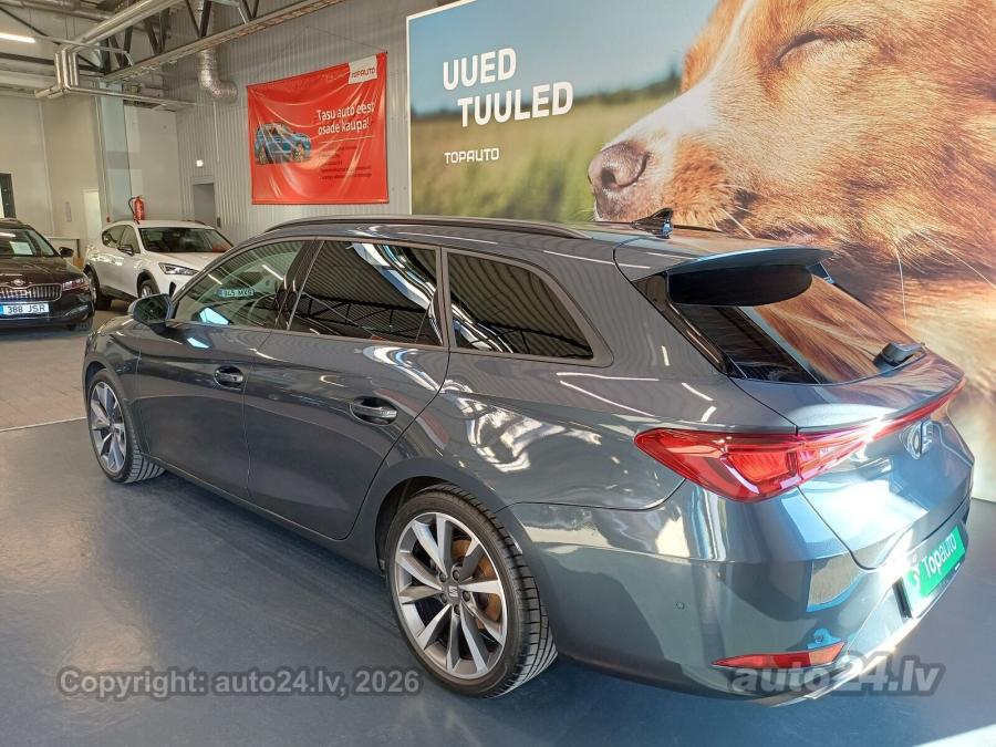 Pelēks SEAT Leon 2024 Tallina, ar dzinēja tilpumu 2.00 L un nobraukumu 80 tūkst. km par 26800 €, foto 4 vietnē AUTOMOTO.COM.LV