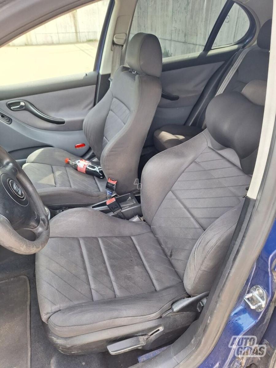 SEAT Leon 1997 in Anyksciai, with an engine capacity of 1.90 L and mileage of 464 thousand km for 720 €, photo 8 on AUTOMOTO.COM.LV