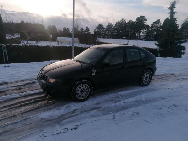 SEAT Leon 2000 Viļņa, ar dzinēja tilpumu 1.90 L un nobraukumu 3564 tūkst. km par 950 €, foto 1 vietnē AUTOMOTO.COM.LV