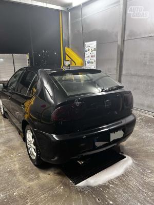 SEAT Leon 2000 Šauļi, ar dzinēja tilpumu 1.90 L un nobraukumu 387 tūkst. km par 1100 €, foto 4 vietnē AUTOMOTO.COM.LV