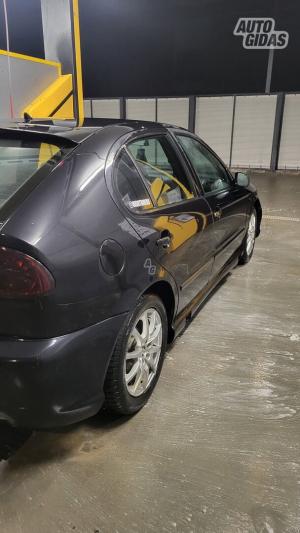 SEAT Leon 2000 Šauļi, ar dzinēja tilpumu 1.90 L un nobraukumu 387 tūkst. km par 1100 €, foto 6 vietnē AUTOMOTO.COM.LV