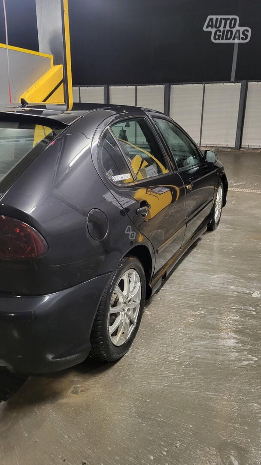 SEAT Leon 2000 Šauļi, ar dzinēja tilpumu 1.90 L un nobraukumu 387 tūkst. km par 1100 €, foto 6 vietnē AUTOMOTO.COM.LV