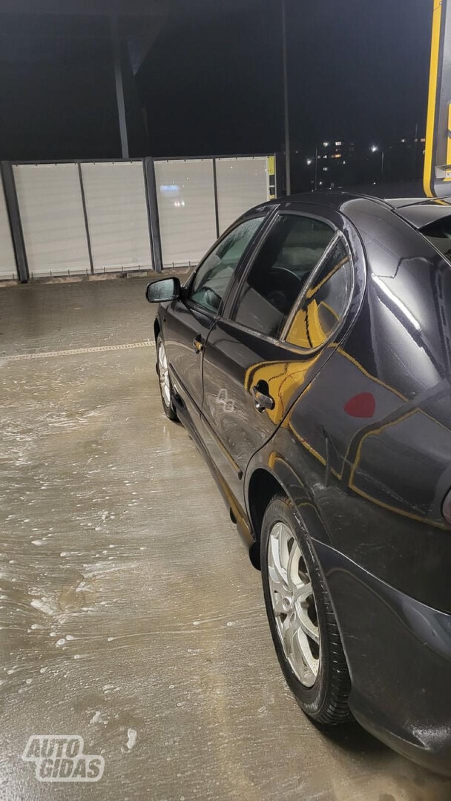 SEAT Leon 2000 Šauļi, ar dzinēja tilpumu 1.90 L un nobraukumu 387 tūkst. km par 1100 €, foto 7 vietnē AUTOMOTO.COM.LV