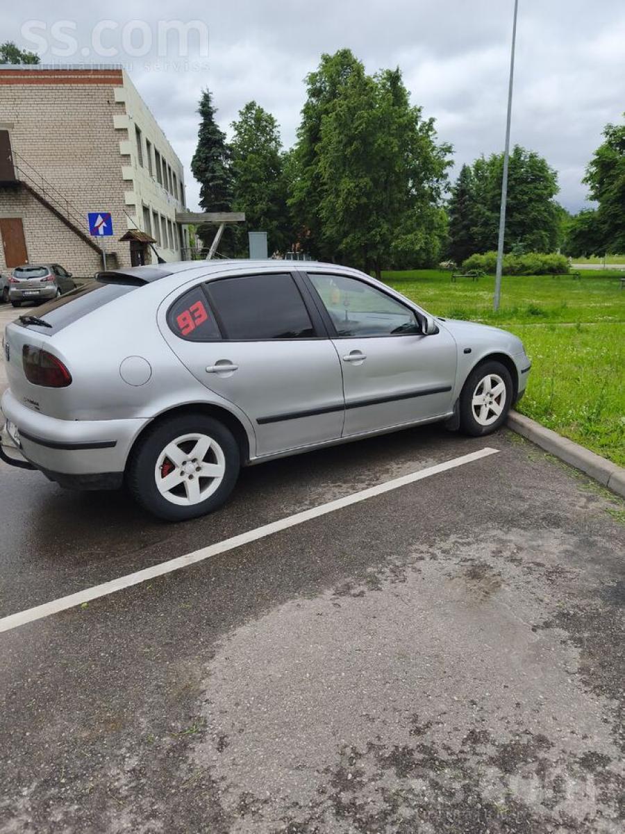SEAT Leon 2001 Daugavpils, ar dzinēja tilpumu 1.90 L un nobraukumu 490 tūkst. km par 1850 €, foto 4 vietnē AUTOMOTO.COM.LV