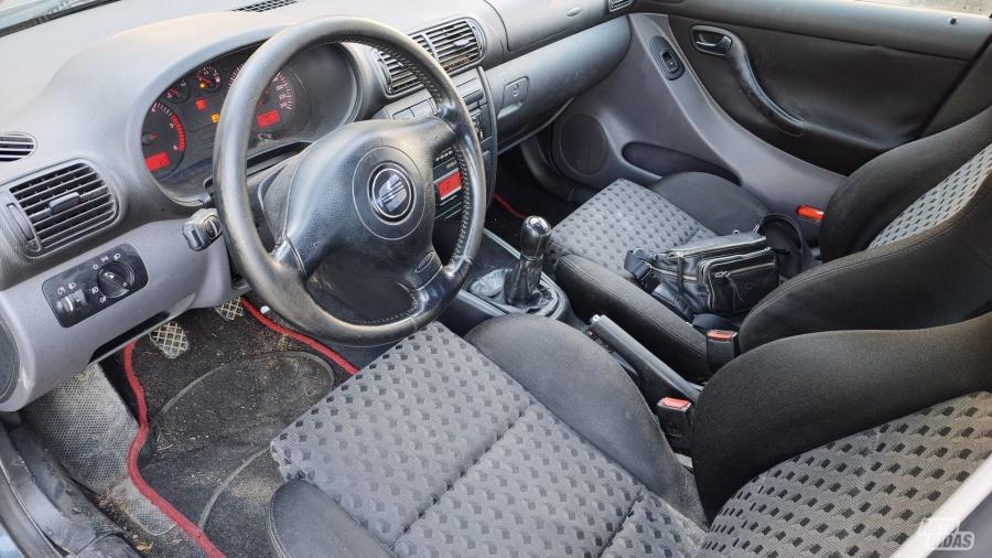 SEAT Leon 2001 Šauļi, ar dzinēja tilpumu 1.90 L un nobraukumu 280 tūkst. km par 670 €, foto 8 vietnē AUTOMOTO.COM.LV