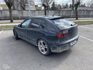 SEAT Leon 2002 Panevēža, ar dzinēja tilpumu 1.90 L un nobraukumu 333 tūkst. km par 800 €, foto 5 vietnē AUTOMOTO.COM.LV
