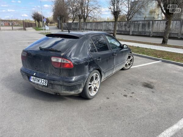 SEAT Leon 2002 in Panevezys, with an engine capacity of 1.90 L and mileage of 333 thousand km for 800 €, photo 6 on AUTOMOTO.COM.LV