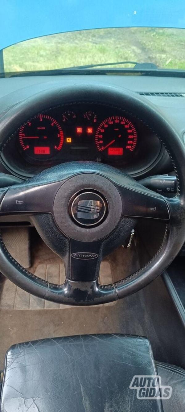 SEAT Leon 2002 in Birzai, with an engine capacity of 1.90 L and mileage of 527 thousand km for 500 €, photo 9 on AUTOMOTO.COM.LV