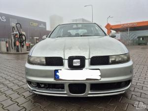 SEAT Leon 2003 in Vilnius, with an engine capacity of 1.90 L and mileage of 245 thousand km for 899 €, photo 4 on AUTOMOTO.COM.LV