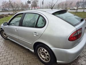 SEAT Leon 2003 in Vilnius, with an engine capacity of 1.90 L and mileage of 245 thousand km for 899 €, photo 5 on AUTOMOTO.COM.LV