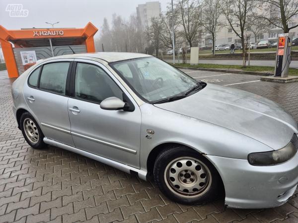 SEAT Leon 2003 in Vilnius, with an engine capacity of 1.90 L and mileage of 245 thousand km for 899 €, photo 6 on AUTOMOTO.COM.LV