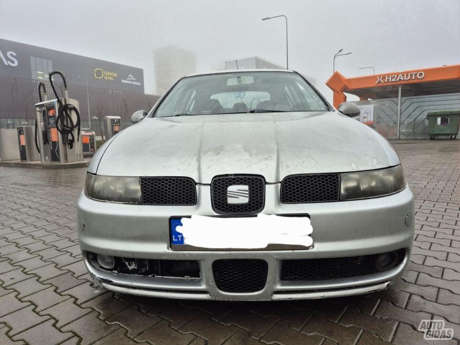 SEAT Leon 2003 in Vilnius, with an engine capacity of 1.90 L and mileage of 245 thousand km for 799 €, photo 8 on AUTOMOTO.COM.LV
