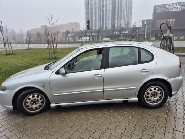 SEAT Leon 2003 Viļņa, ar dzinēja tilpumu 1.90 L un nobraukumu 245 tūkst. km par 899 €, foto 3 vietnē AUTOMOTO.COM.LV