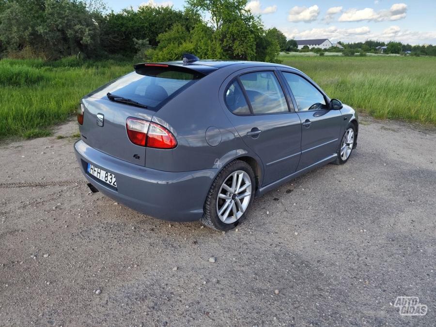 SEAT Leon 2003 Viļņa, ar dzinēja tilpumu 1.90 L un nobraukumu 245 tūkst. km par 2350 €, foto 5 vietnē AUTOMOTO.COM.LV
