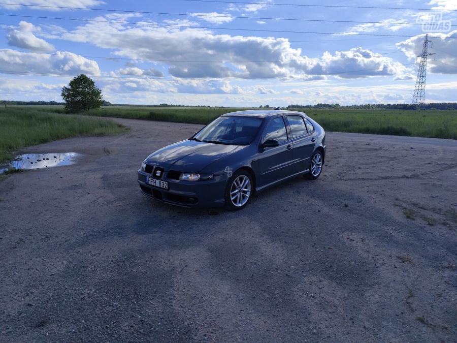 SEAT Leon 2003 Viļņa, ar dzinēja tilpumu 1.90 L un nobraukumu 245 tūkst. km par 2350 €, foto 8 vietnē AUTOMOTO.COM.LV