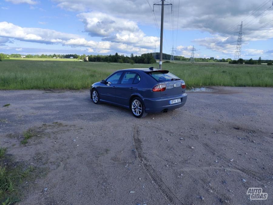 SEAT Leon 2003 Viļņa, ar dzinēja tilpumu 1.90 L un nobraukumu 245 tūkst. km par 2350 €, foto 10 vietnē AUTOMOTO.COM.LV