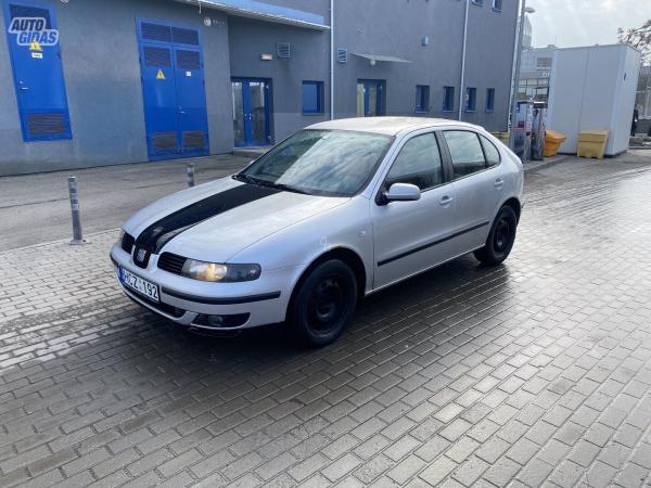 SEAT Leon 2004 Viļņa, ar dzinēja tilpumu 1.60 L un nobraukumu 300 tūkst. km par 390 €, foto 1 vietnē AUTOMOTO.COM.LV