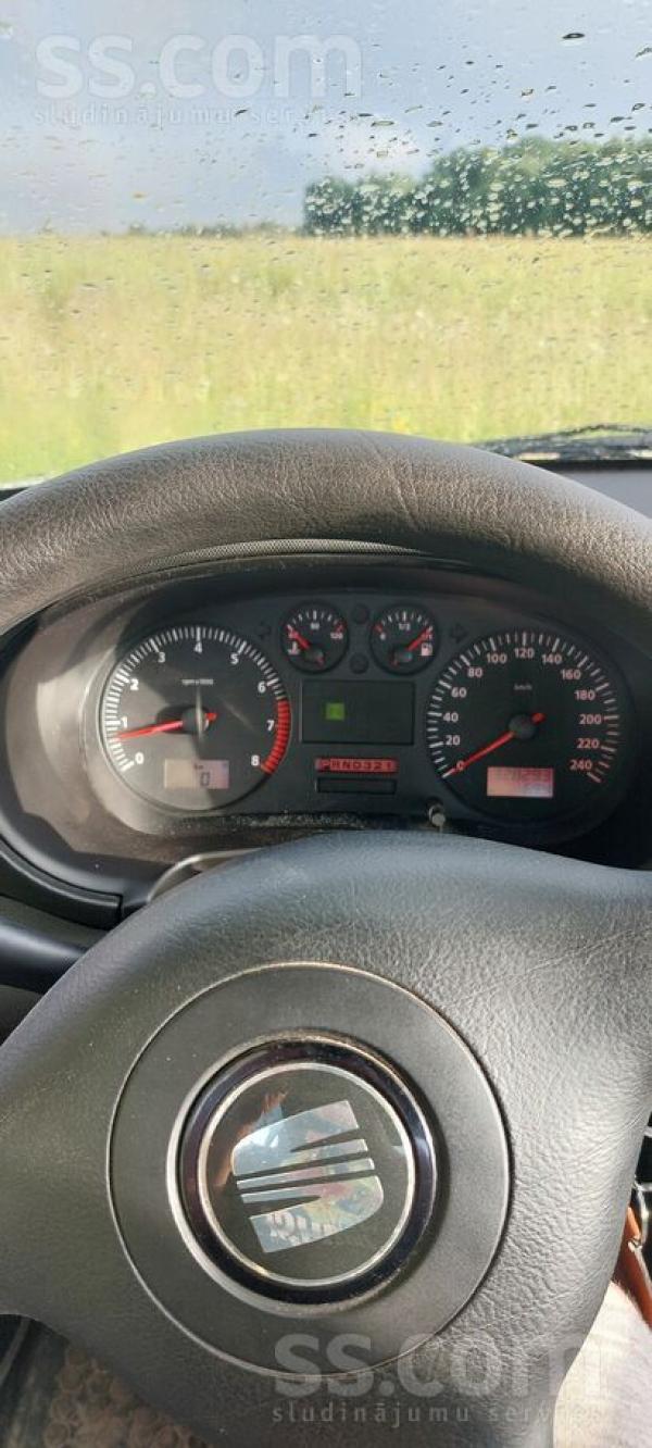 SEAT Leon 2004 Aizkraukle, ar dzinēja tilpumu 1.80 L un nobraukumu 328 tūkst. km par 1345 €, foto 7 vietnē AUTOMOTO.COM.LV