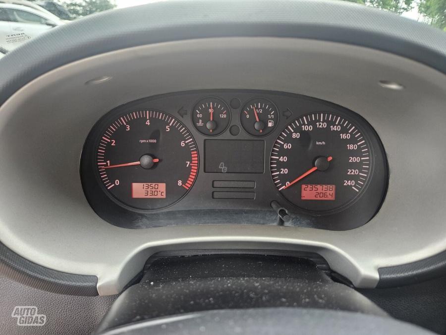 SEAT Leon 2004 Jonava, ar dzinēja tilpumu 1.60 L un nobraukumu 235 tūkst. km par 1250 €, foto 12 vietnē AUTOMOTO.COM.LV