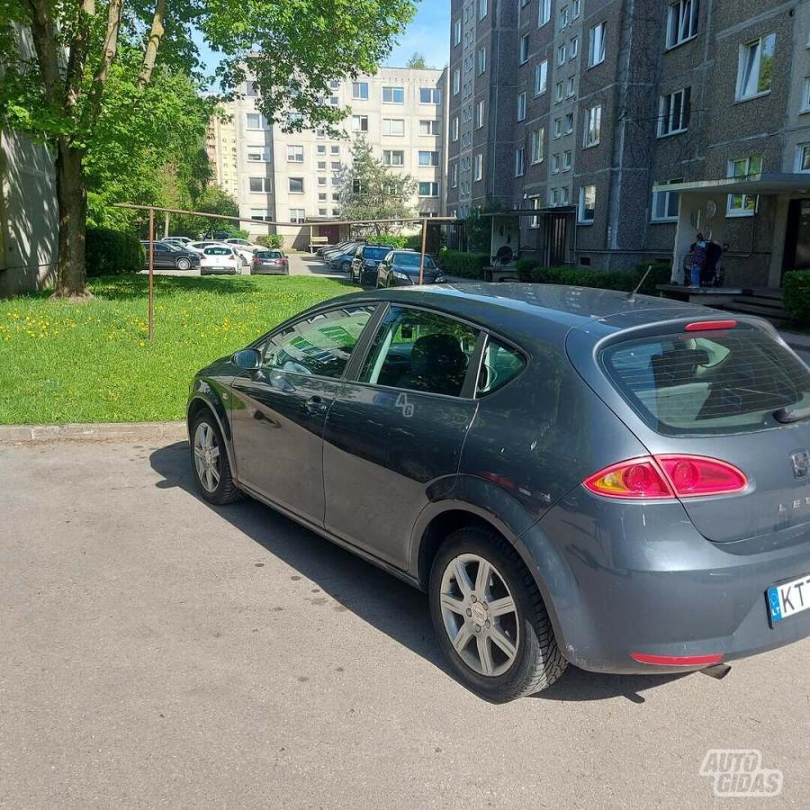 SEAT Leon 2005 Kauņa, ar dzinēja tilpumu 1.90 L un nobraukumu 300 tūkst. km par 870 €, foto 3 vietnē AUTOMOTO.COM.LV
