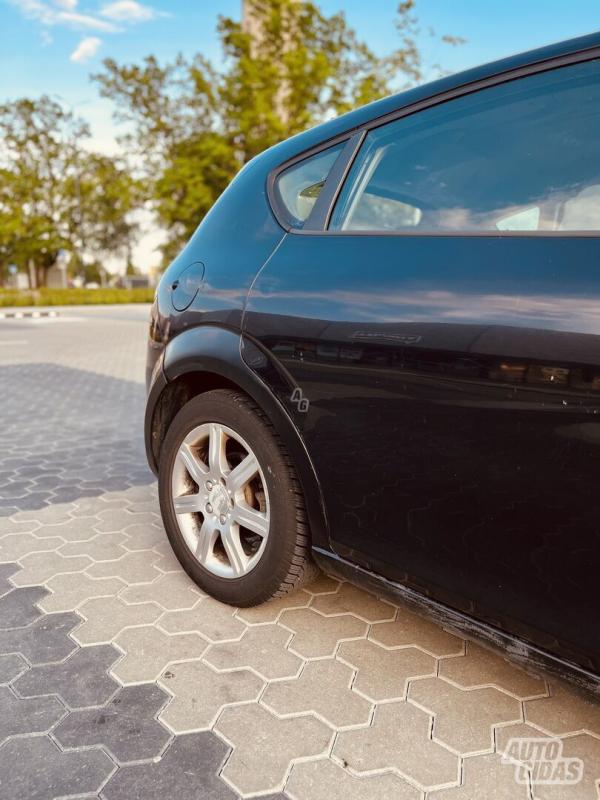 SEAT Leon 2005 in Panevezys, with an engine capacity of 1.90 L and mileage of 34 thousand km for 1000 €, photo 5 on AUTOMOTO.COM.LV