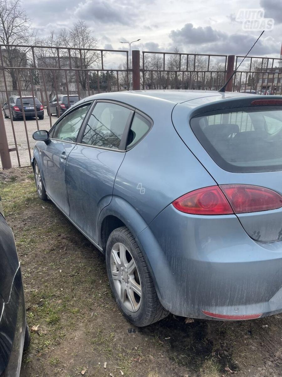SEAT Leon 2006 in Panevezys, with an engine capacity of 1.90 L and mileage of 360 thousand km for 550 €, photo 2 on AUTOMOTO.COM.LV