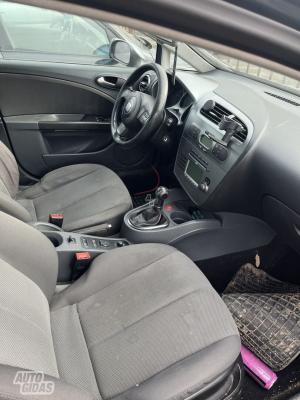 SEAT Leon 2006 in Panevezys, with an engine capacity of 1.90 L and mileage of 360 thousand km for 550 €, photo 5 on AUTOMOTO.COM.LV