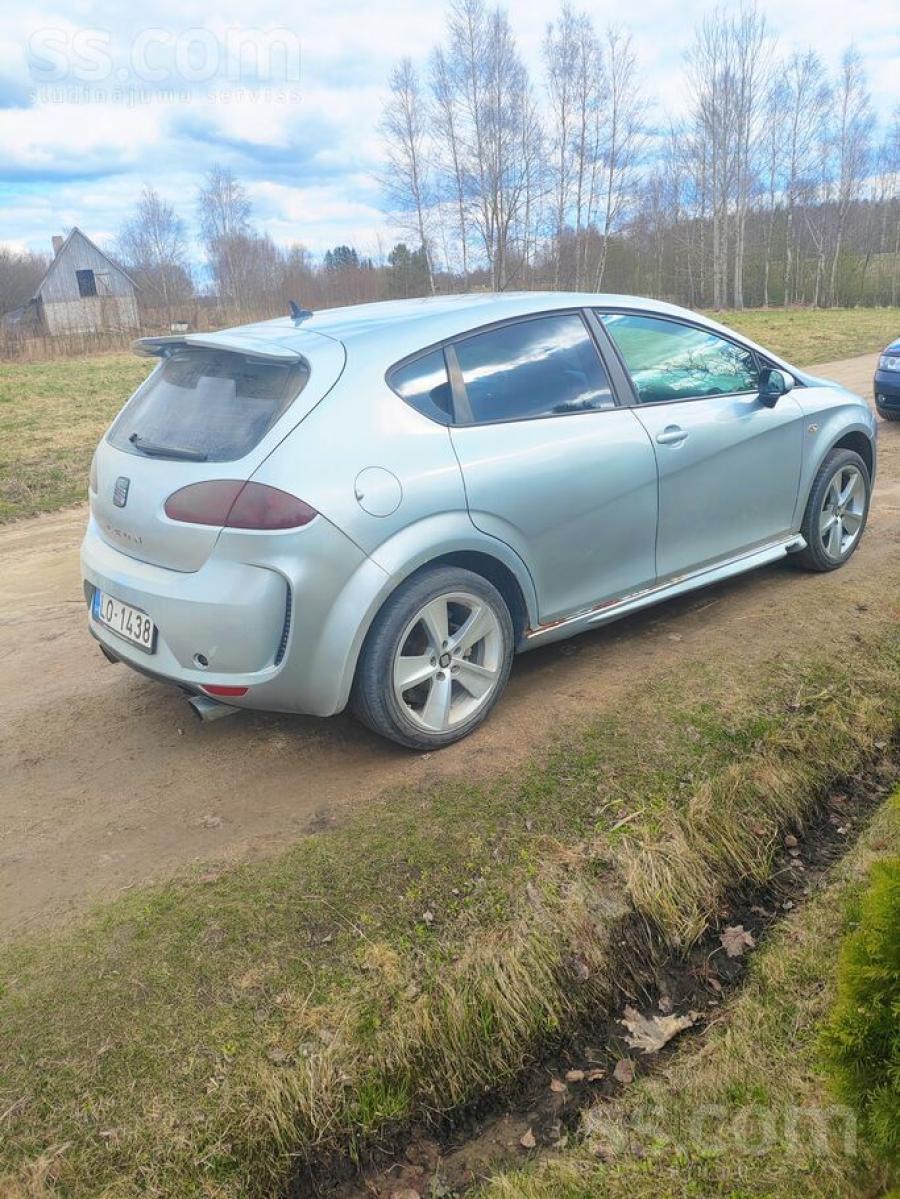 SEAT Leon 2006 in Riga, with an engine capacity of 1.60 L and mileage of 281 thousand km for 1550 €, photo 1 on AUTOMOTO.COM.LV