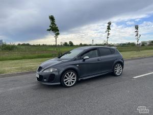 SEAT Leon 2006 in Klaipeda, with an engine capacity of 2.00 L and mileage of 224 thousand km for 3000 €, photo 3 on AUTOMOTO.COM.LV