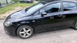 SEAT Leon 2006 in Kaunas, with an engine capacity of 2.00 L and mileage of 365 thousand km for 700 €, photo 6 on AUTOMOTO.COM.LV