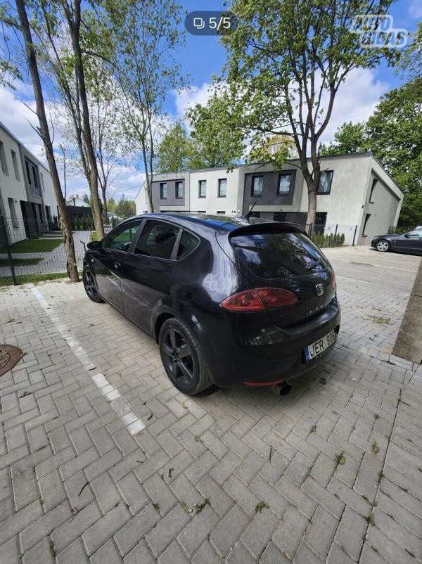 SEAT Leon 2007 Viļņa, ar dzinēja tilpumu 2.00 L un nobraukumu 335 tūkst. km par 1450 €, foto 4 vietnē AUTOMOTO.COM.LV