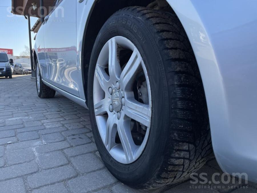 SEAT Leon 2007 Talsi, ar dzinēja tilpumu 2.00 L un nobraukumu 341 tūkst. km par 2400 €, foto 11 vietnē AUTOMOTO.COM.LV