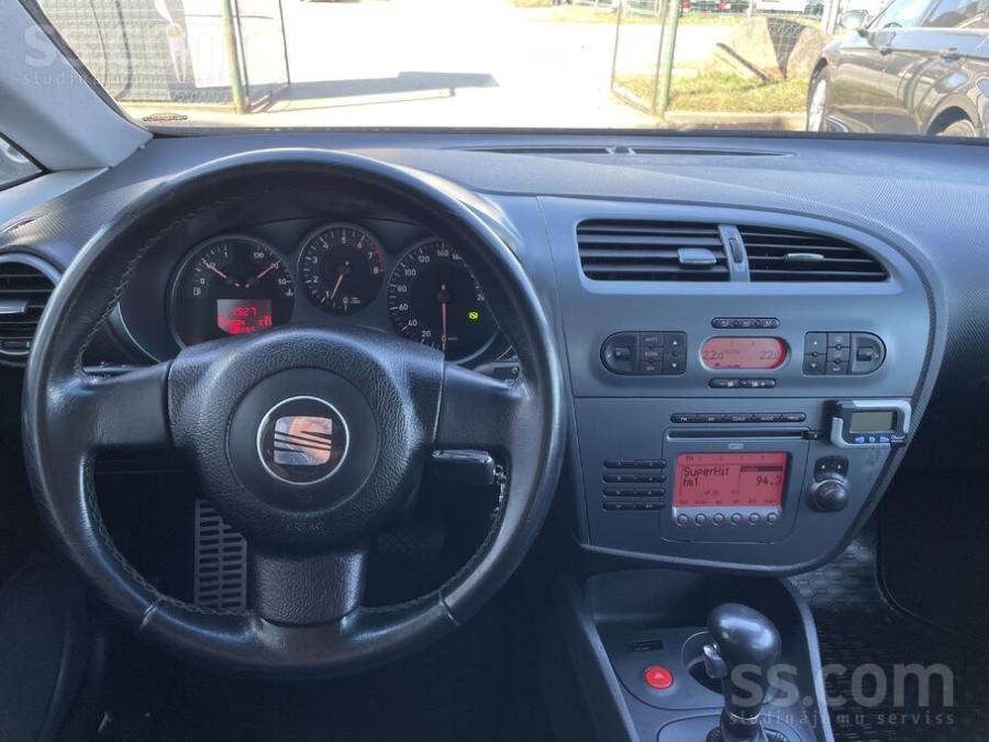 SEAT Leon 2007 Talsi, ar dzinēja tilpumu 2.00 L un nobraukumu 341 tūkst. km par 2400 €, foto 18 vietnē AUTOMOTO.COM.LV