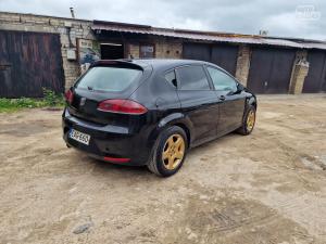 SEAT Leon 2007 in Siauliai, with an engine capacity of 1.90 L and mileage of 378 thousand km for 1380 €, photo 6 on AUTOMOTO.COM.LV