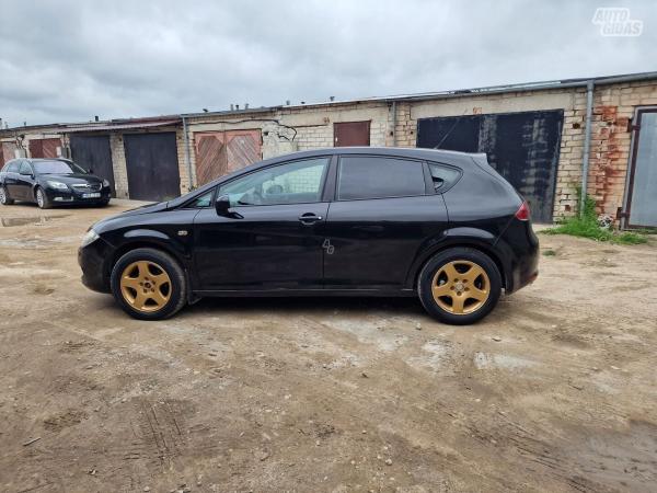 SEAT Leon 2007 Šauļi, ar dzinēja tilpumu 1.90 L un nobraukumu 378 tūkst. km par 1380 €, foto 7 vietnē AUTOMOTO.COM.LV