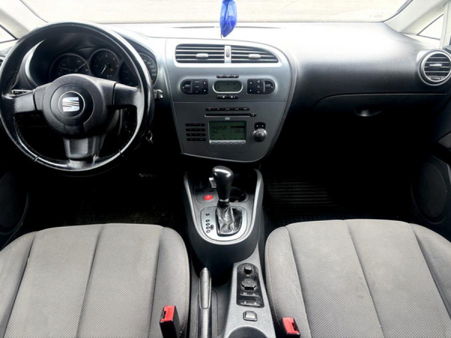 SEAT Leon 2007 in Tallinn, with an engine capacity of 2.00 L and mileage of 280 thousand km for 2399 €, photo 8 on AUTOMOTO.COM.LV