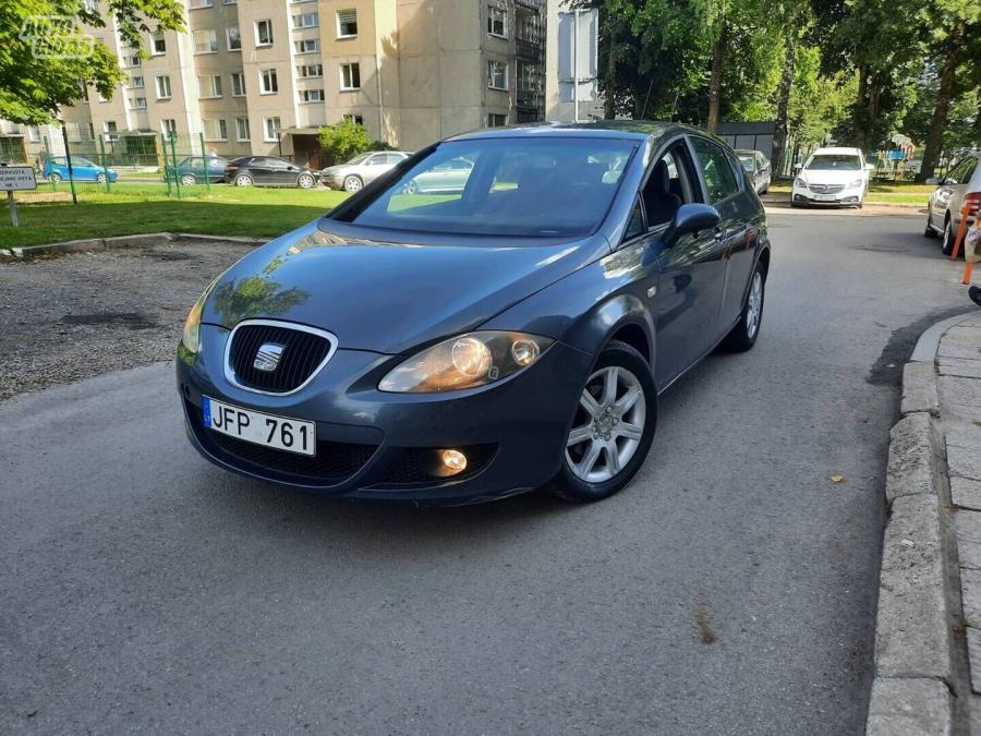 SEAT Leon 2007 in Siauliai, with an engine capacity of 1.90 L and mileage of 310 thousand km for 1350 €, photo 3 on AUTOMOTO.COM.LV