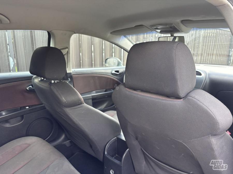 SEAT Leon 2007 Kauņa, ar dzinēja tilpumu 1.90 L un nobraukumu 305 tūkst. km par 1390 €, foto 7 vietnē AUTOMOTO.COM.LV