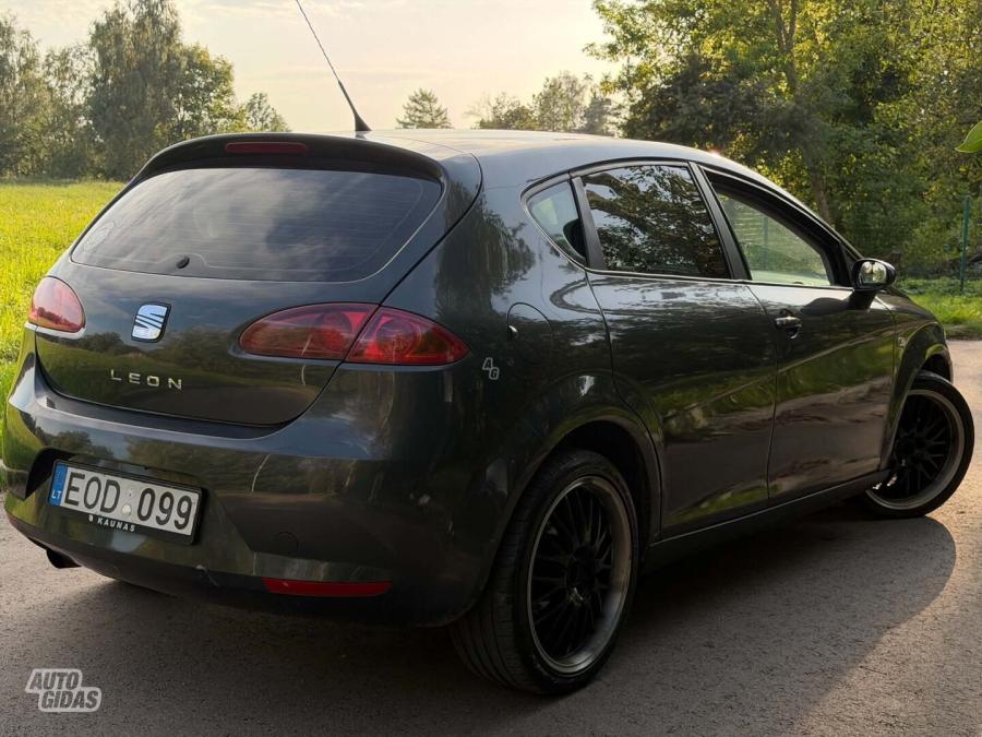 SEAT Leon 2007 Anykščiai, ar dzinēja tilpumu 1.90 L un nobraukumu 223 tūkst. km par 1200 €, foto 5 vietnē AUTOMOTO.COM.LV