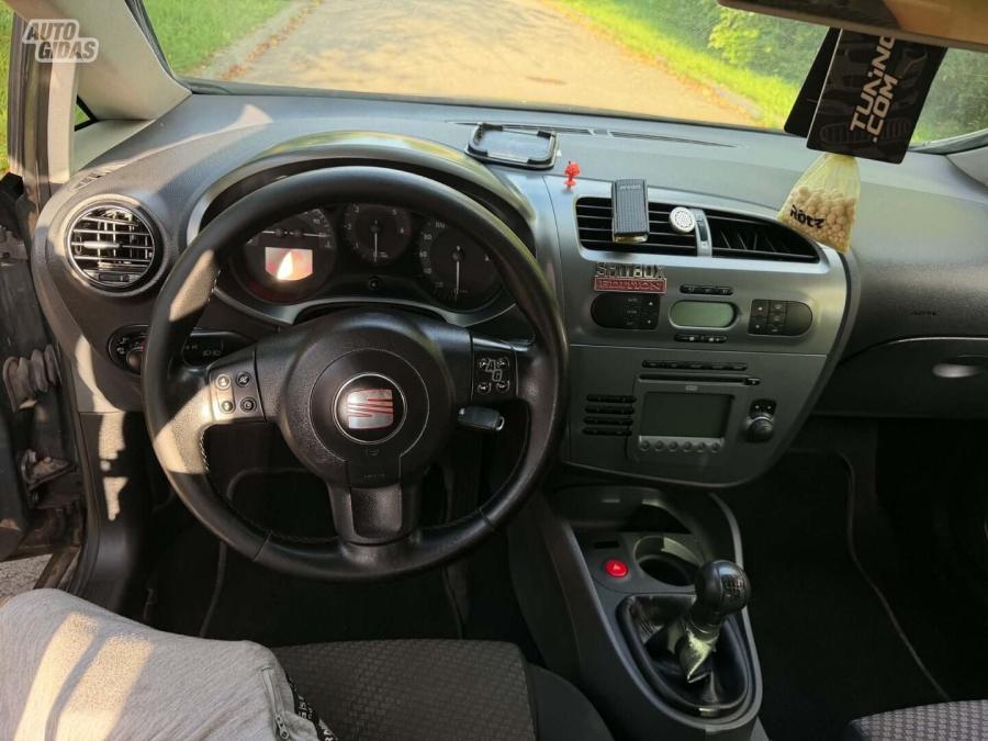 SEAT Leon 2007 Anykščiai, ar dzinēja tilpumu 1.90 L un nobraukumu 223 tūkst. km par 1200 €, foto 9 vietnē AUTOMOTO.COM.LV