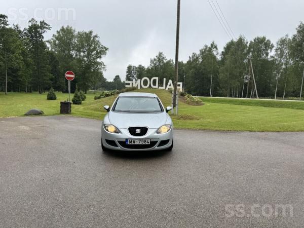 SEAT Leon 2008 in Riga, with an engine capacity of 1.90 L and mileage of 321 thousand km for 1850 €, photo 3 on AUTOMOTO.COM.LV
