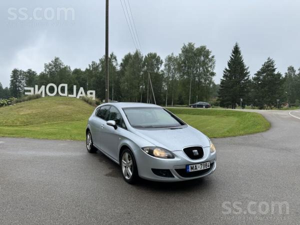 SEAT Leon 2008 in Riga, with an engine capacity of 1.90 L and mileage of 321 thousand km for 1850 €, photo 4 on AUTOMOTO.COM.LV