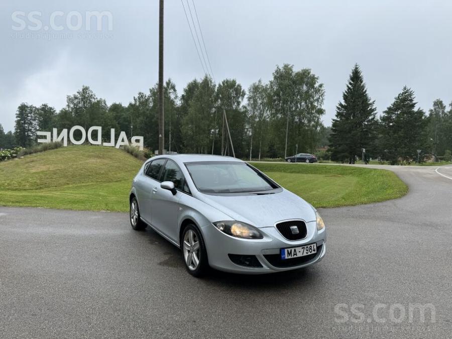 SEAT Leon 2008 in Riga, with an engine capacity of 1.90 L and mileage of 321 thousand km for 1850 €, photo 4 on AUTOMOTO.COM.LV