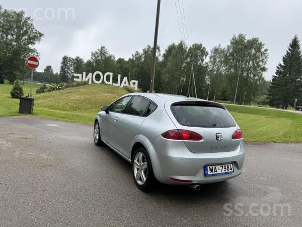 SEAT Leon 2008 in Riga, with an engine capacity of 1.90 L and mileage of 321 thousand km for 1850 €, photo 6 on AUTOMOTO.COM.LV