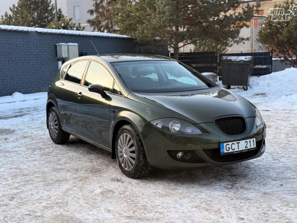 SEAT Leon 2008 in Kaunas, with an engine capacity of 1.60 L and mileage of 224 thousand km for 1950 €, photo 2 on AUTOMOTO.COM.LV