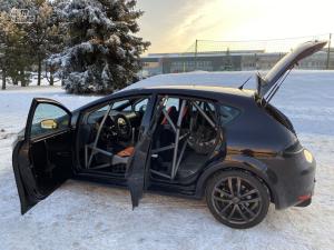 SEAT Leon 2008 in Vilnius, with an engine capacity of 2.00 L and mileage of 260 thousand km for 16000 €, photo 8 on AUTOMOTO.COM.LV