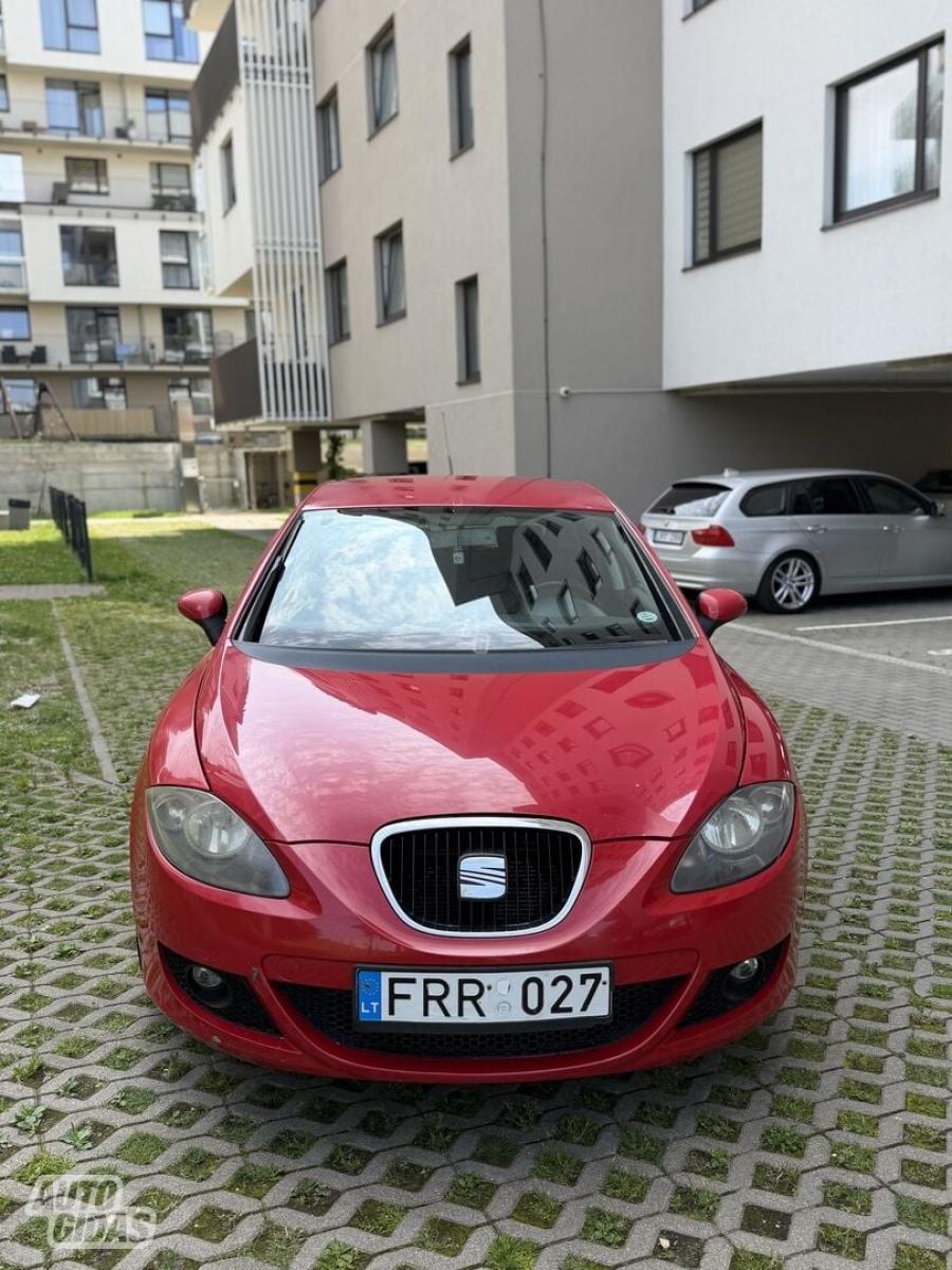 SEAT Leon 2008 Viļņa, ar dzinēja tilpumu 1.90 L un nobraukumu 289 tūkst. km par 1900 €, foto 3 vietnē AUTOMOTO.COM.LV
