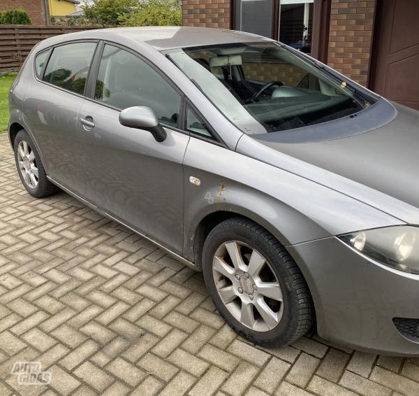 SEAT Leon 2008 in Kaunas, with an engine capacity of 1.90 L and mileage of 300 thousand km for 800 €, photo 3 on AUTOMOTO.COM.LV