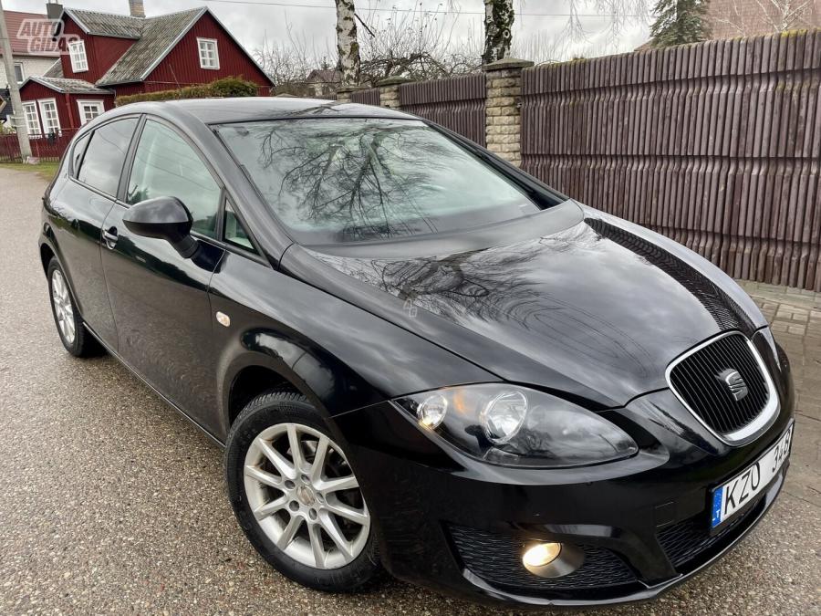 SEAT Leon 2010 in Kaunas, with an engine capacity of 1.90 L and mileage of 295 thousand km for 2750 €, photo 1 on AUTOMOTO.COM.LV