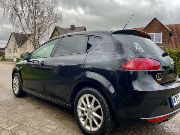 SEAT Leon 2010 in Kaunas, with an engine capacity of 1.90 L and mileage of 295 thousand km for 2550 €, photo 5 on AUTOMOTO.COM.LV